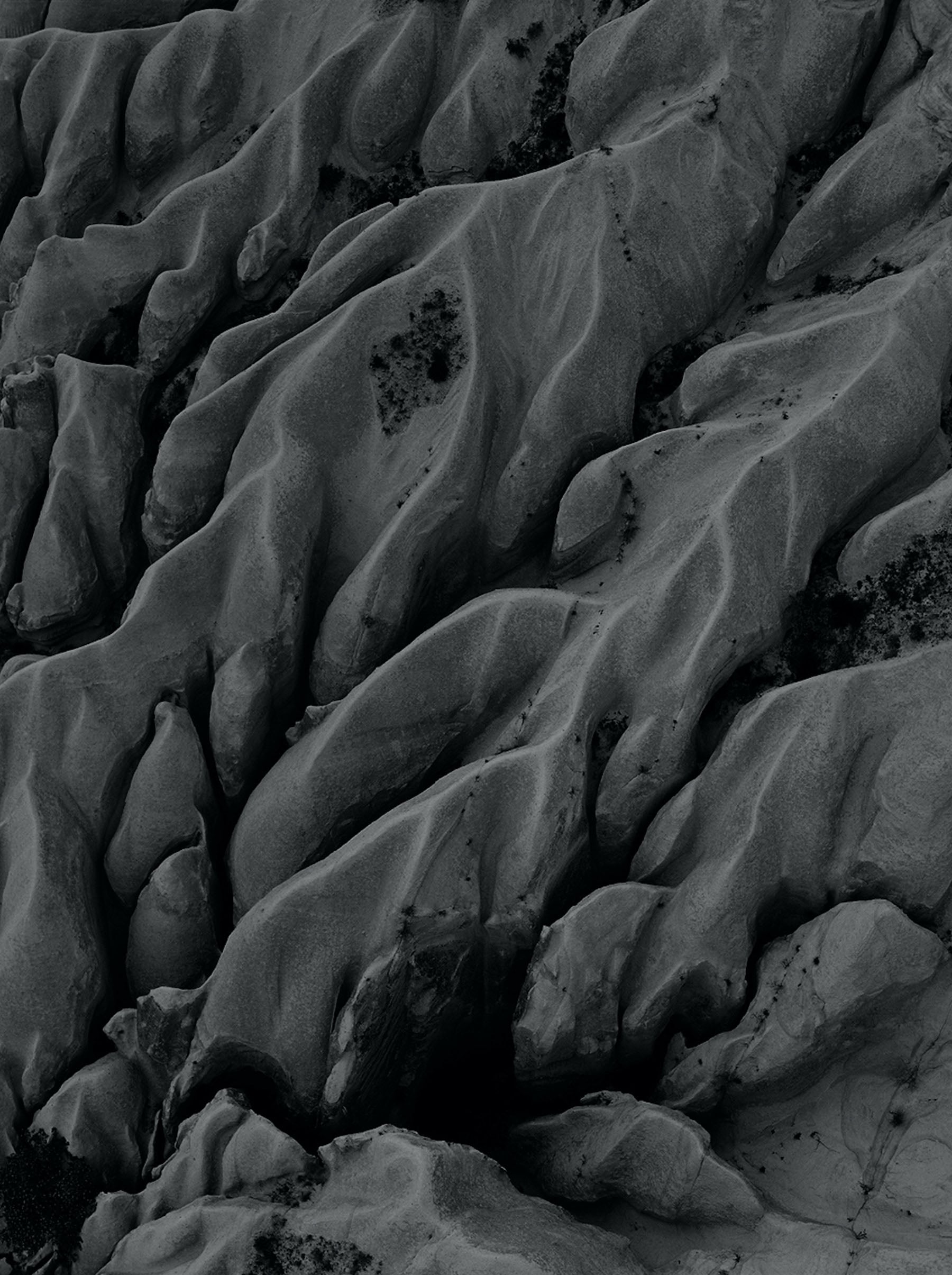 A Neutral Color Palette And Bespoke Interiors Define This Sophisticated ...