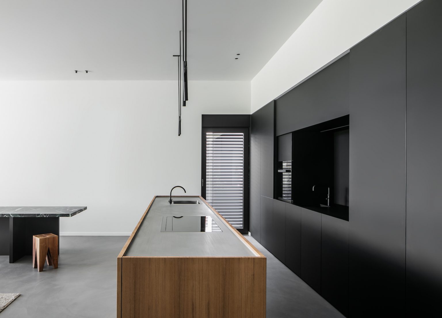 Oblique House Epitomizes Contemporary, Modernist Living In The ...