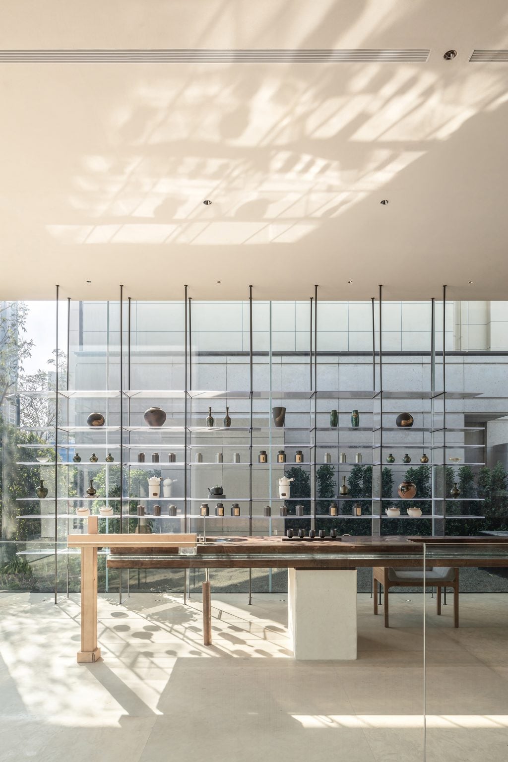 Tranquil Spaces Characterize Waterfrom Design’s Teahouse In Xiamen ...