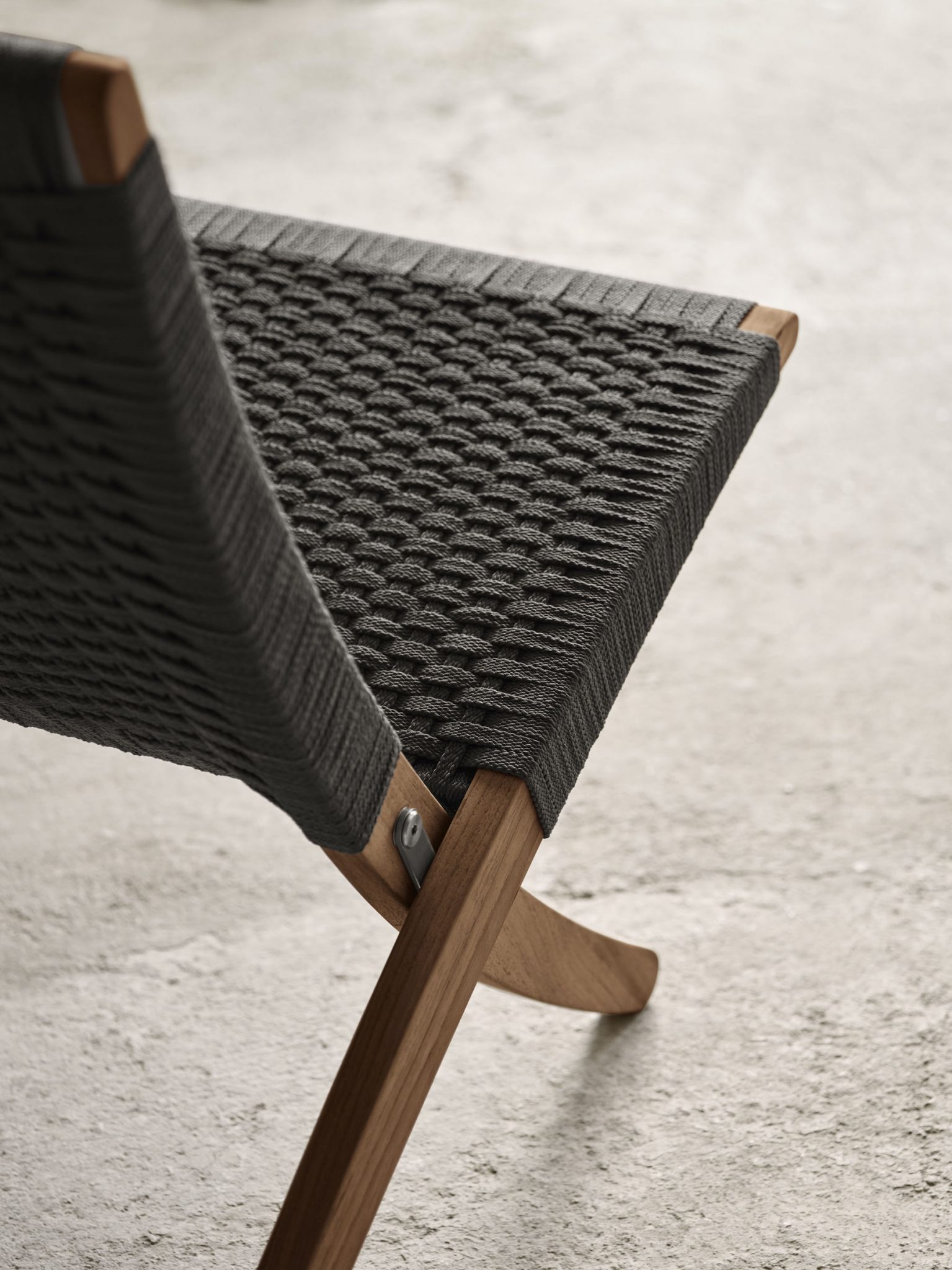 Carl Hansen & Søn Celebrate Outdoor Living And Timeless Danish Design ...