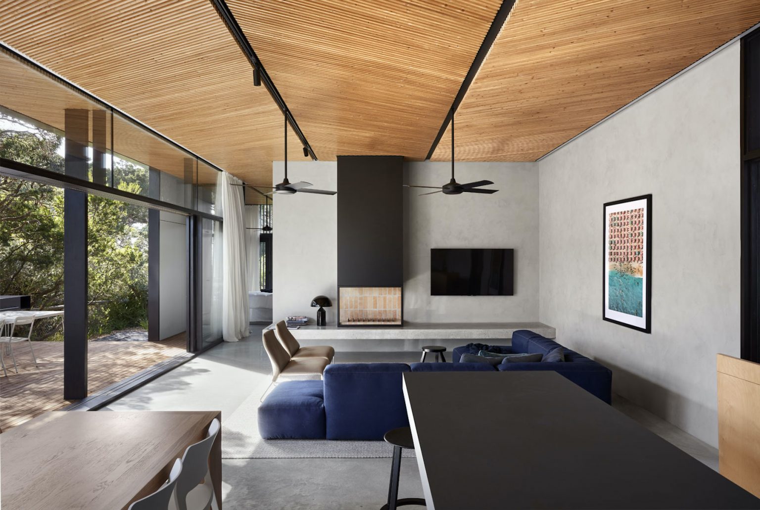 A Coastal Family Home Embodying Open Plan Living By Three C Architects ...