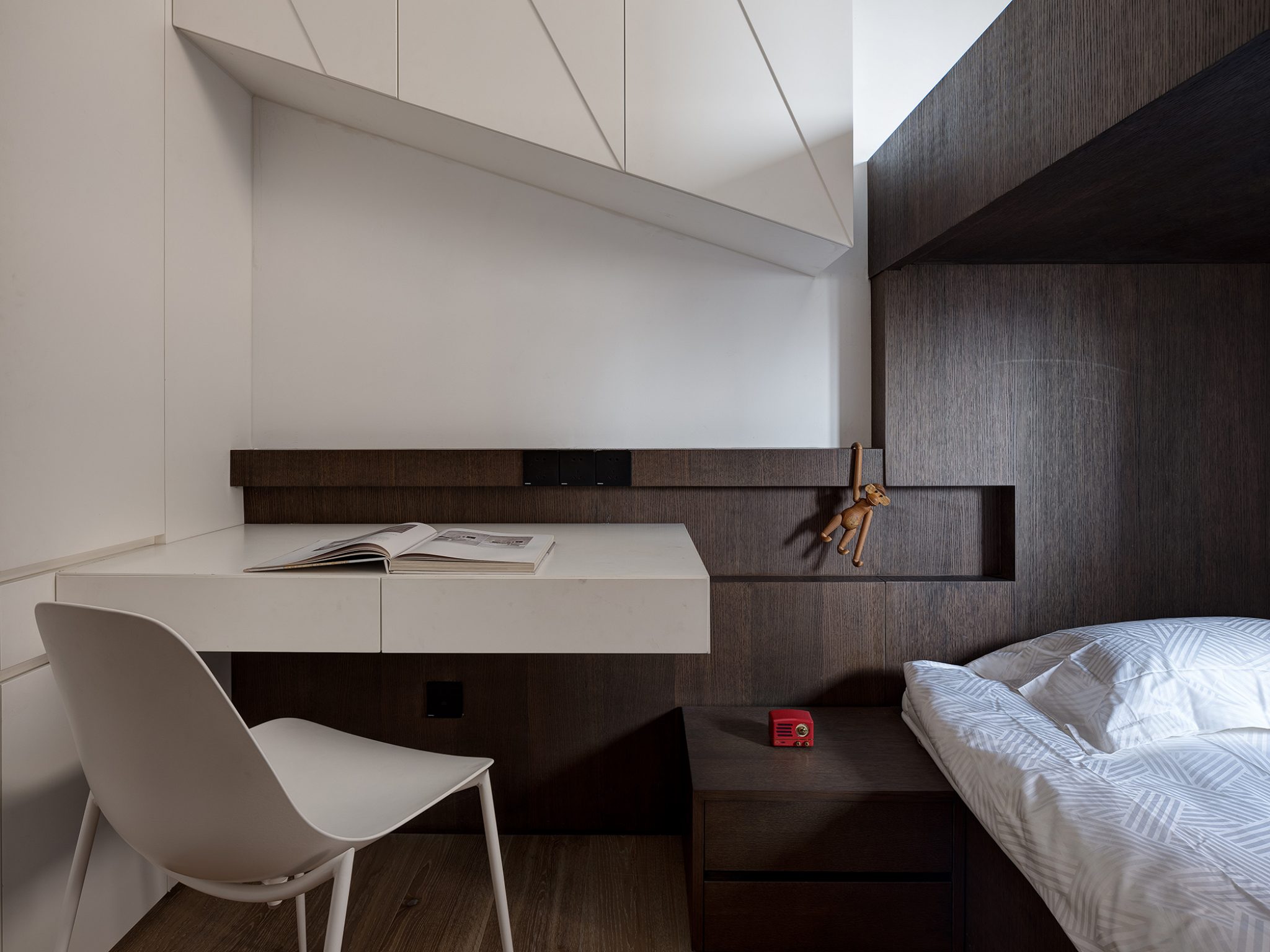 Neat Lines And Blocks Create Multifunctional Spaces In Explorative Home ...