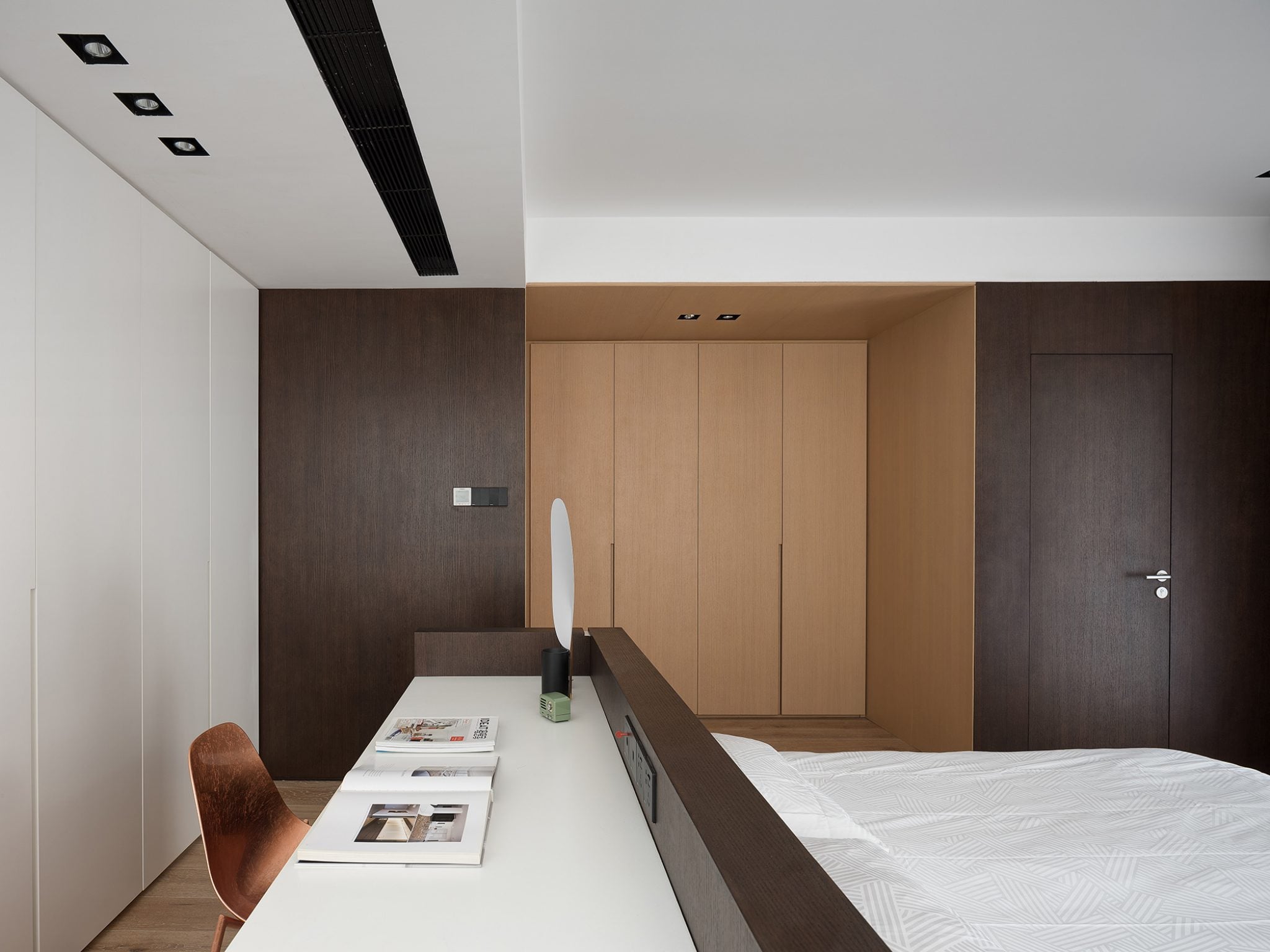 Neat Lines And Blocks Create Multifunctional Spaces In Explorative Home ...