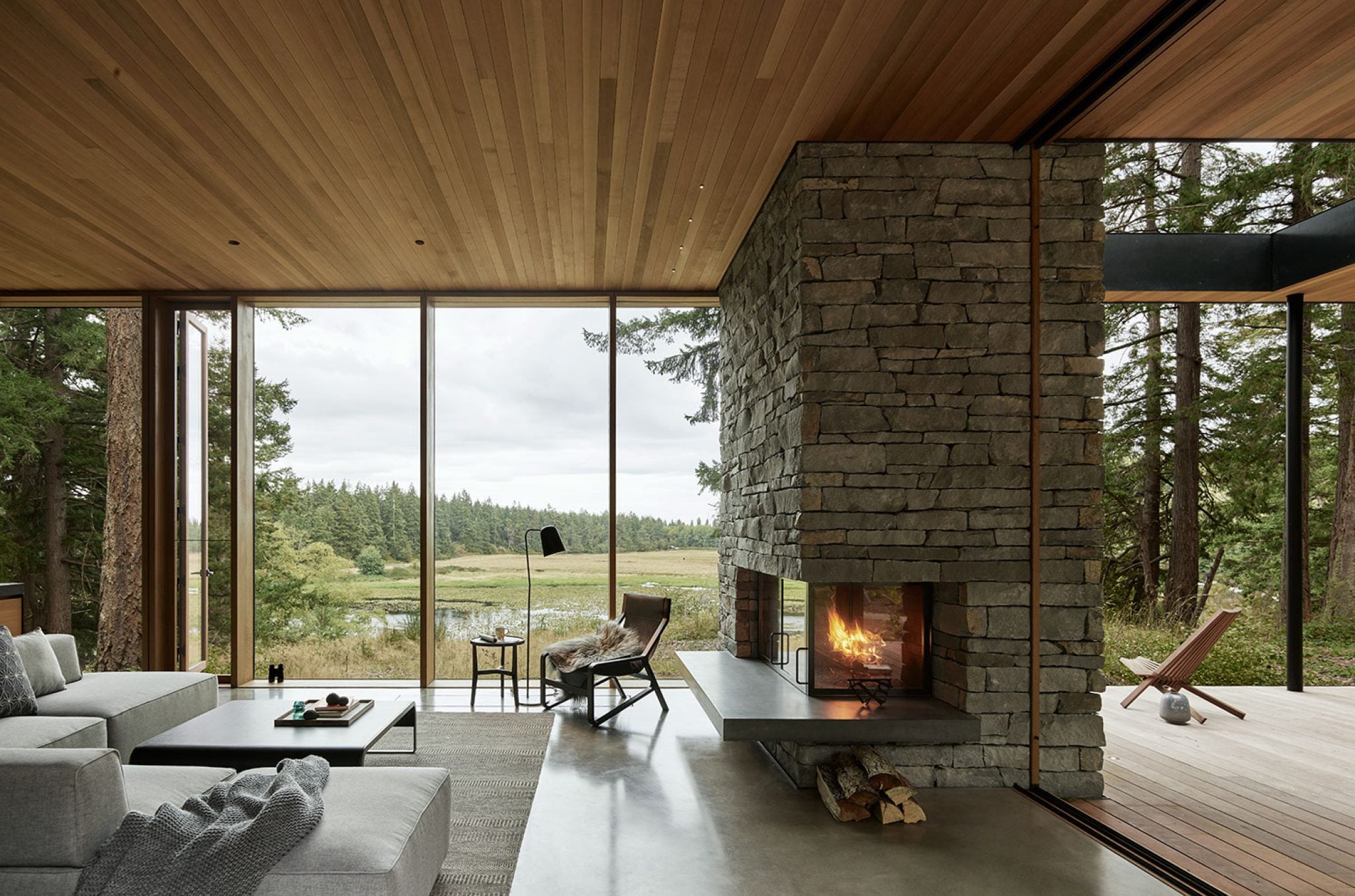 On Washington’s Whidbey Island, MWWorks Designs A Modern Farm Retreat ...