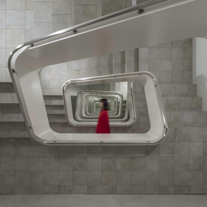 An Illusory, Infinite Staircase In Japan By Argentinian Artist Leandro ...