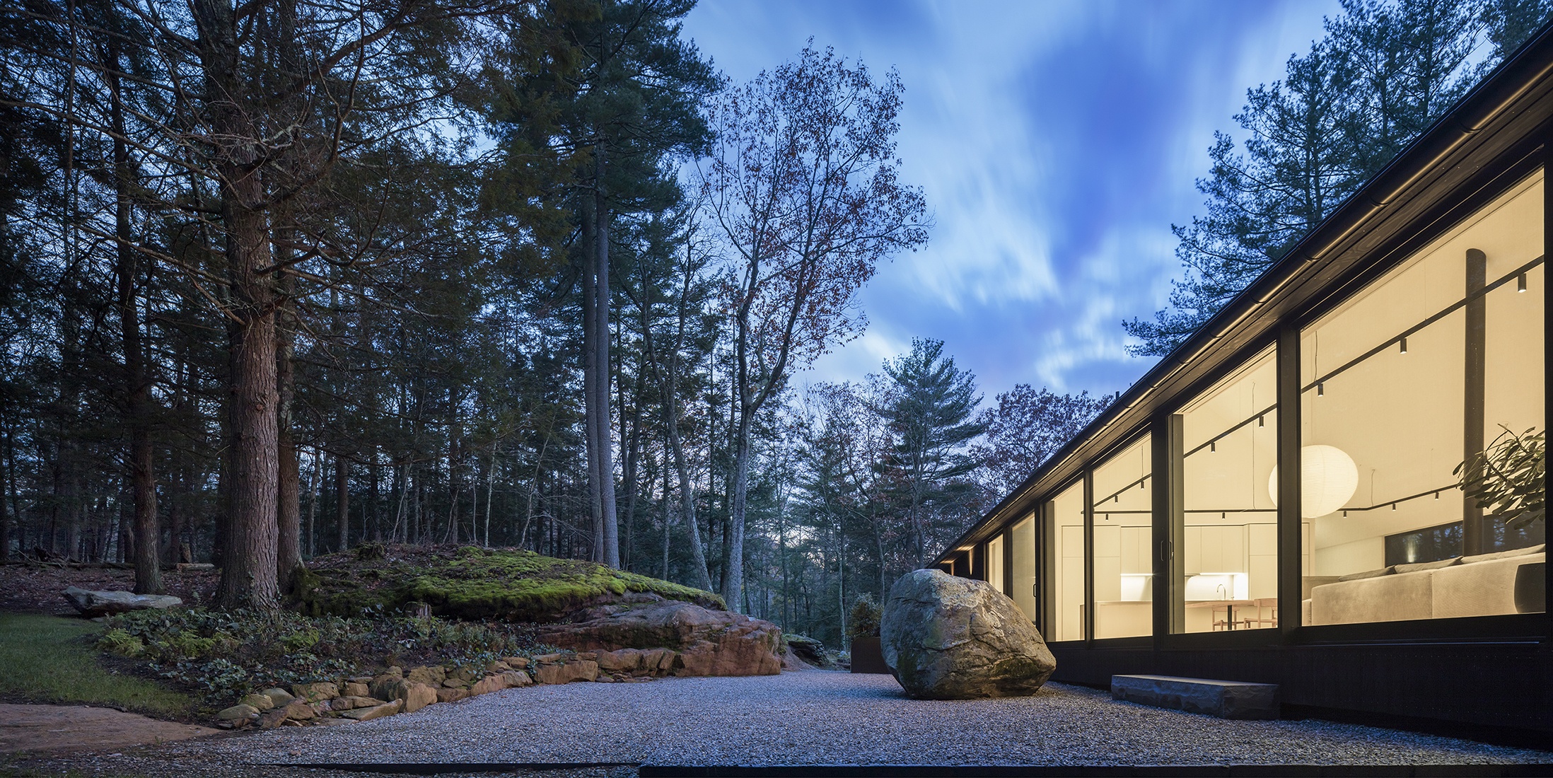 In Connecticut, Ledge House Makes The Most Of Its Stunning Forested ...