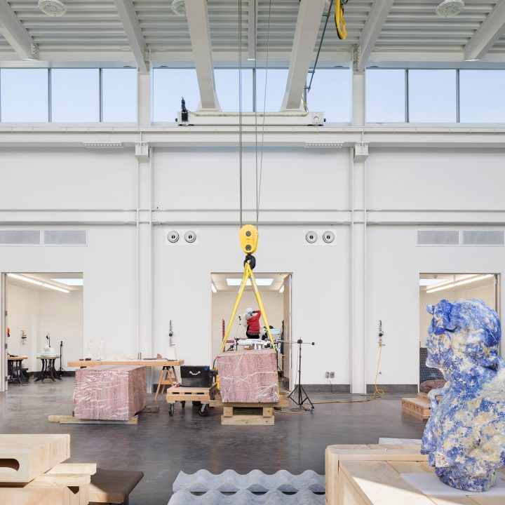 Andrew Berman Architect Designs Impressive Multifunctional Studio For A ...