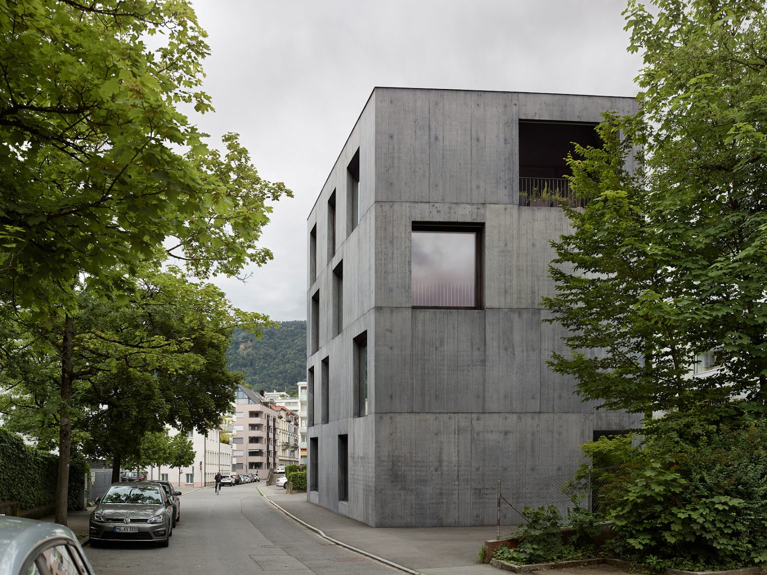 In Austria, Bernardo Bader Architekten’s Atelier Klostergasse Stands ...