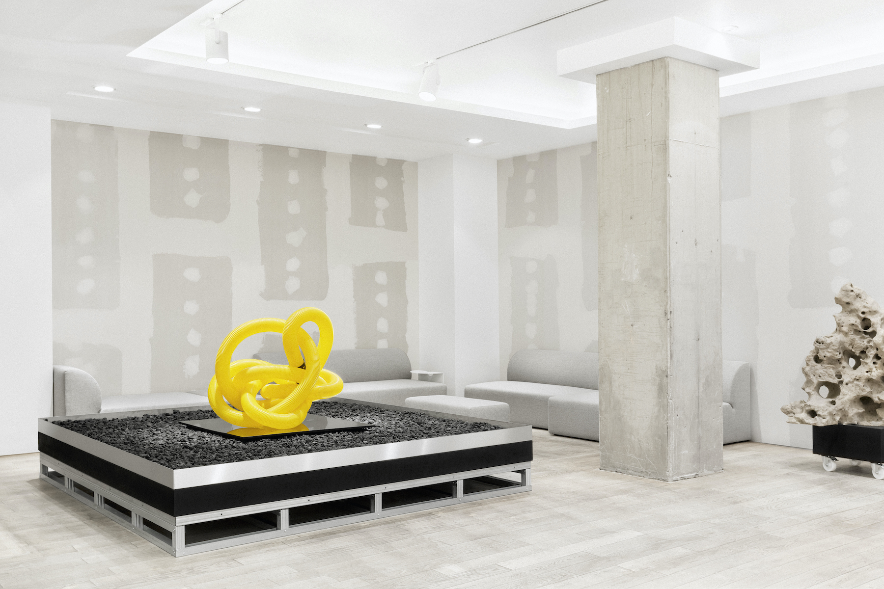 Vaust Studio’s Sleek Concept Store Georgstrasse 14 Has A Futuristic ...