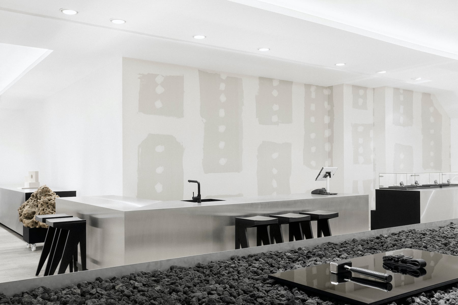 Vaust Studio’s Sleek Concept Store Georgstrasse 14 Has A Futuristic ...