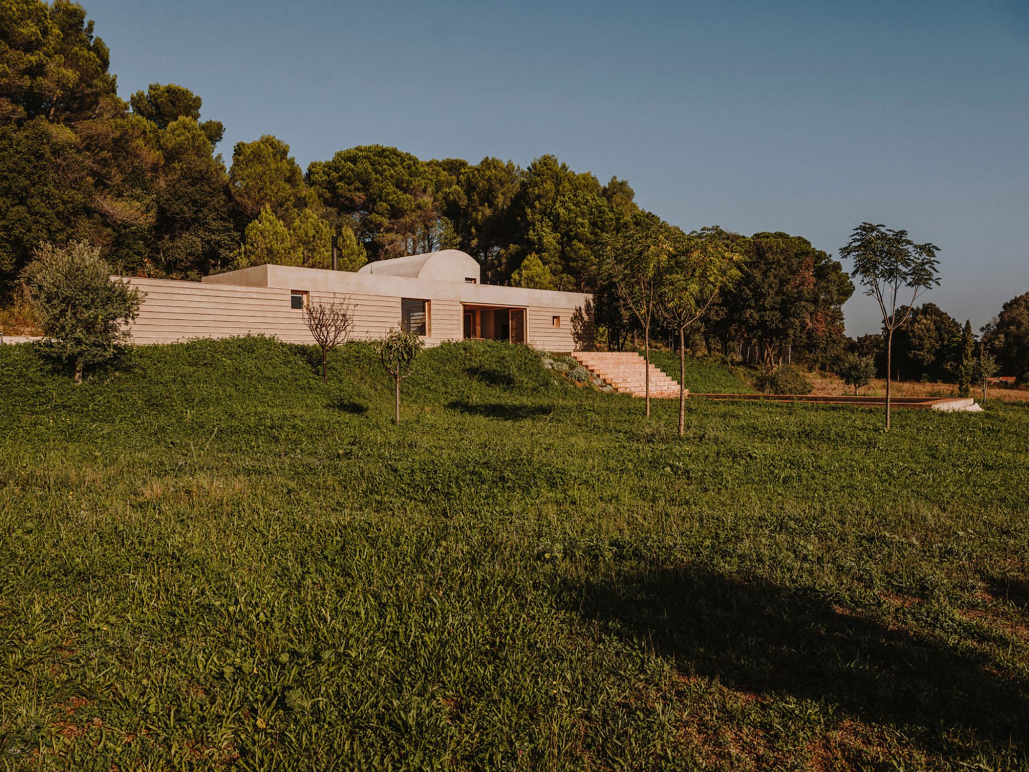 Casa Ter Defines Its Mediterannean Surroundings Through A ...