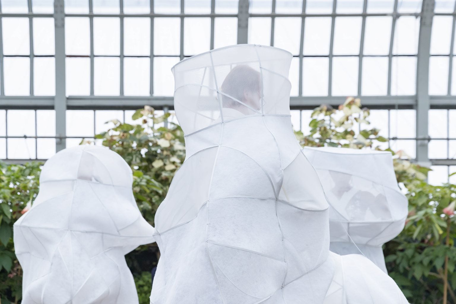 Jonathan Baldock’s Performative Art Probes The Human Body - IGNANT