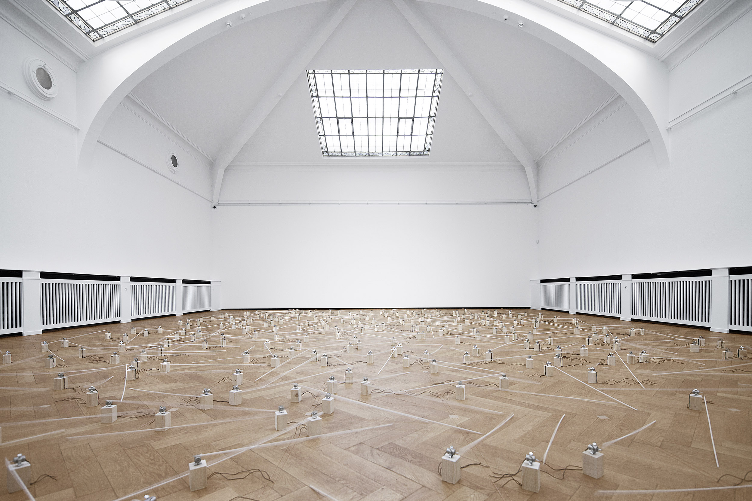 Zimoun’s Extraordinary Mechanical Installations Are An Immersive ...