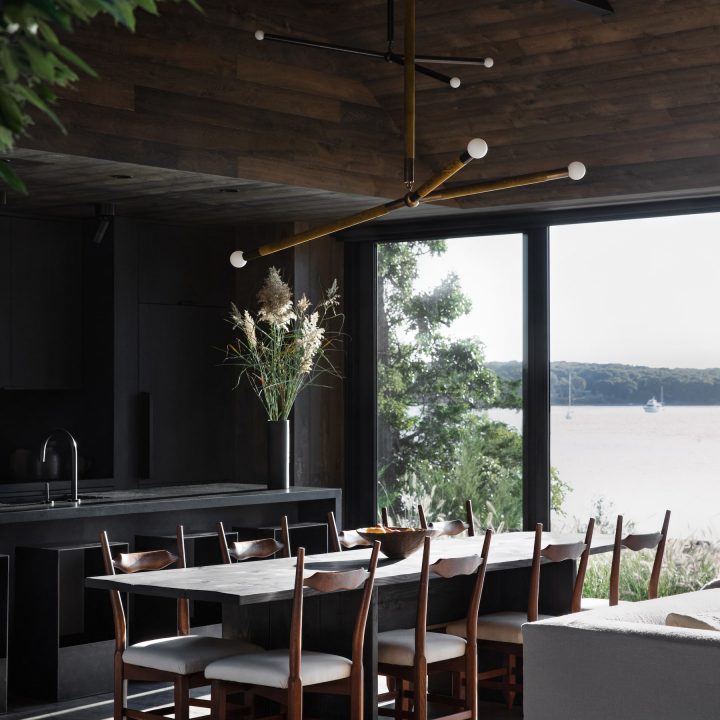 Adam Jordan’s Shagwong Residence Is A Sleek Waterfront Retreat In The ...
