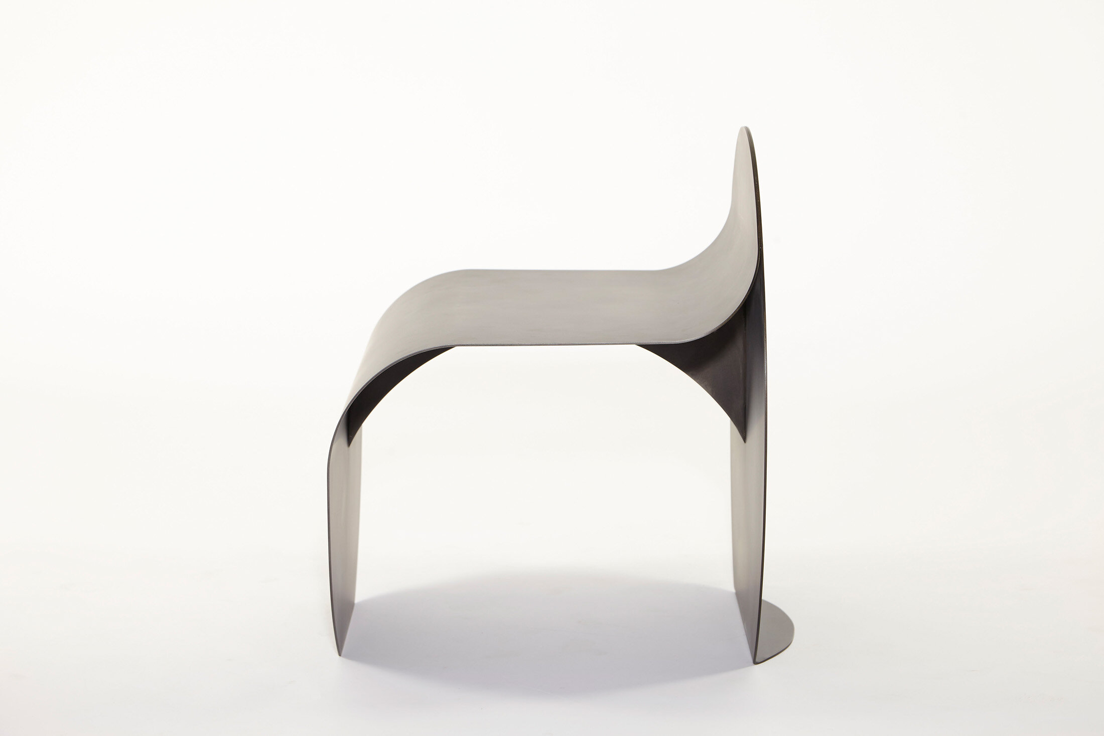 Between Past And Present, Estudio Persona On The Design Principles ...