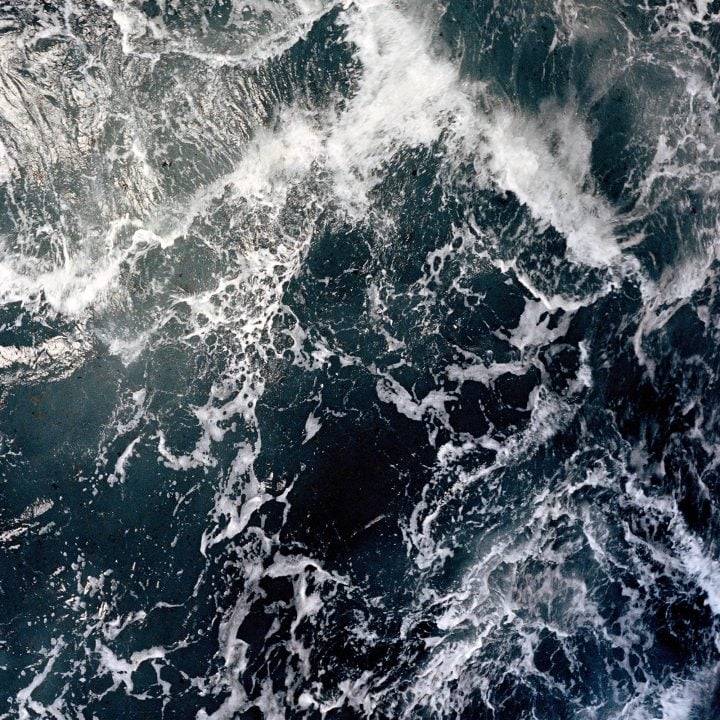 With Stunning Detail, Jess Gough Photographs The Earth’s Striking ...