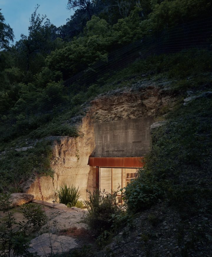 Formerly A Limestone Cave, Clayton Korte Transform Rocky Site Into A ...