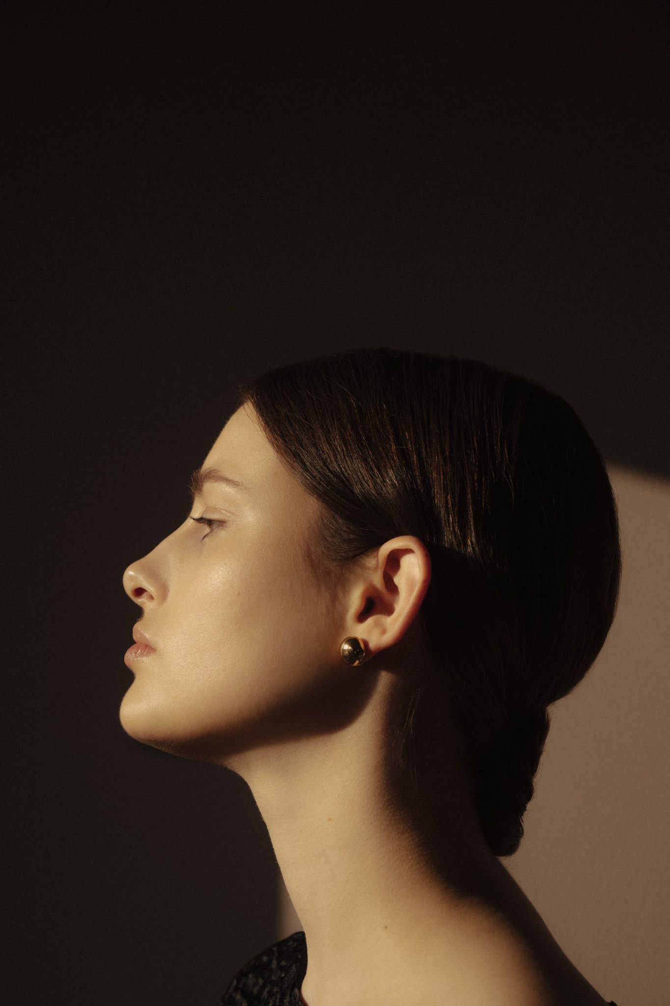 L’EAU By Jewelry Designer Anna Auras Is A Tribute To The Gentle ...