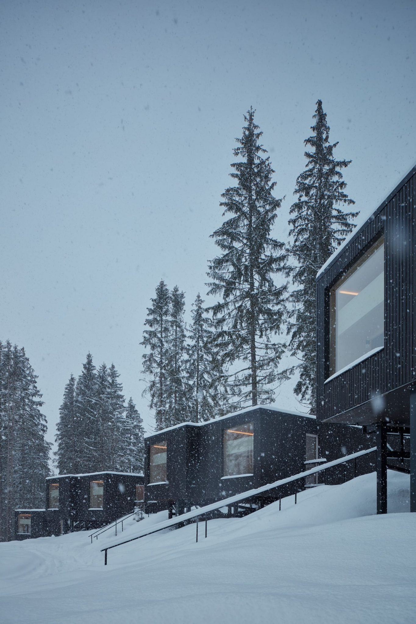 Ark Shelter’s Minimal Cabins In The Snow-Covered Mountains Of Slovakia ...