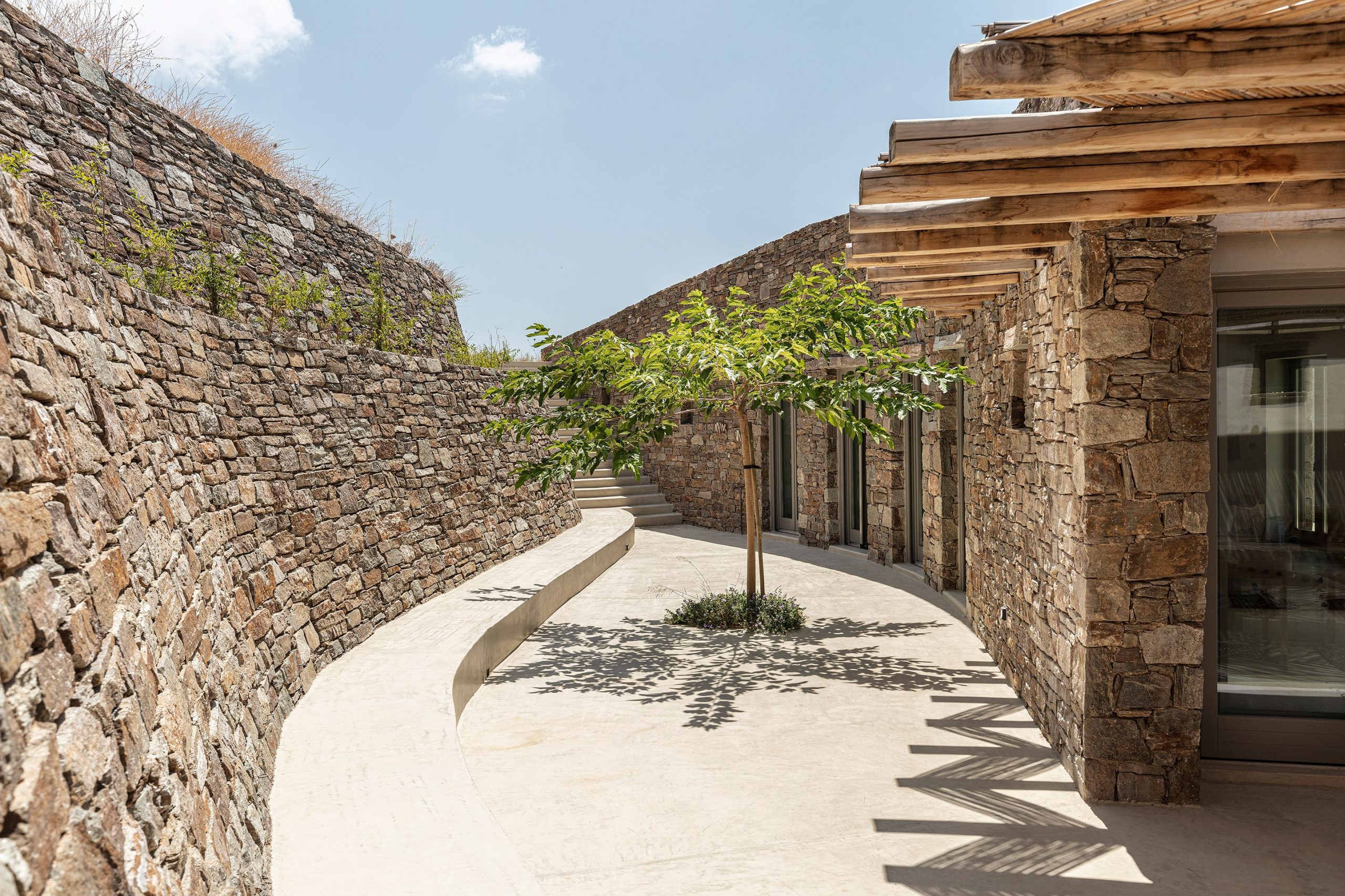 Sinas Architects Reimagine Traditional Cycladic Rural Homes With ...
