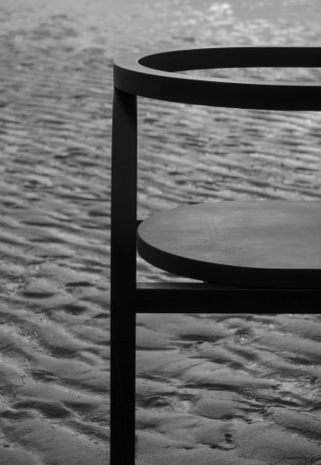 Finder’s Arch Chair Combines Minimalism With Sculptural Character - IGNANT