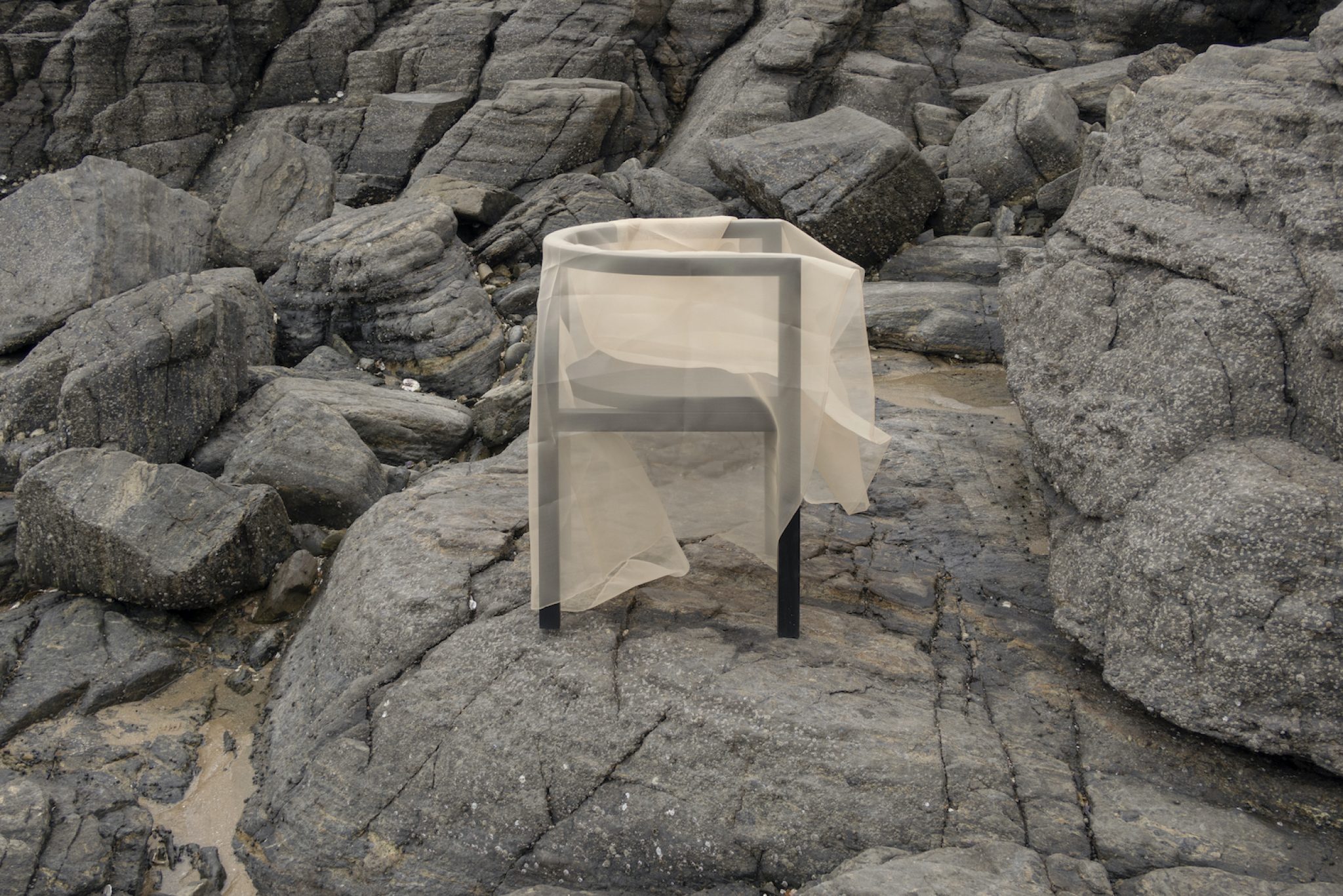 Finder’s Arch Chair Combines Minimalism With Sculptural Character - IGNANT