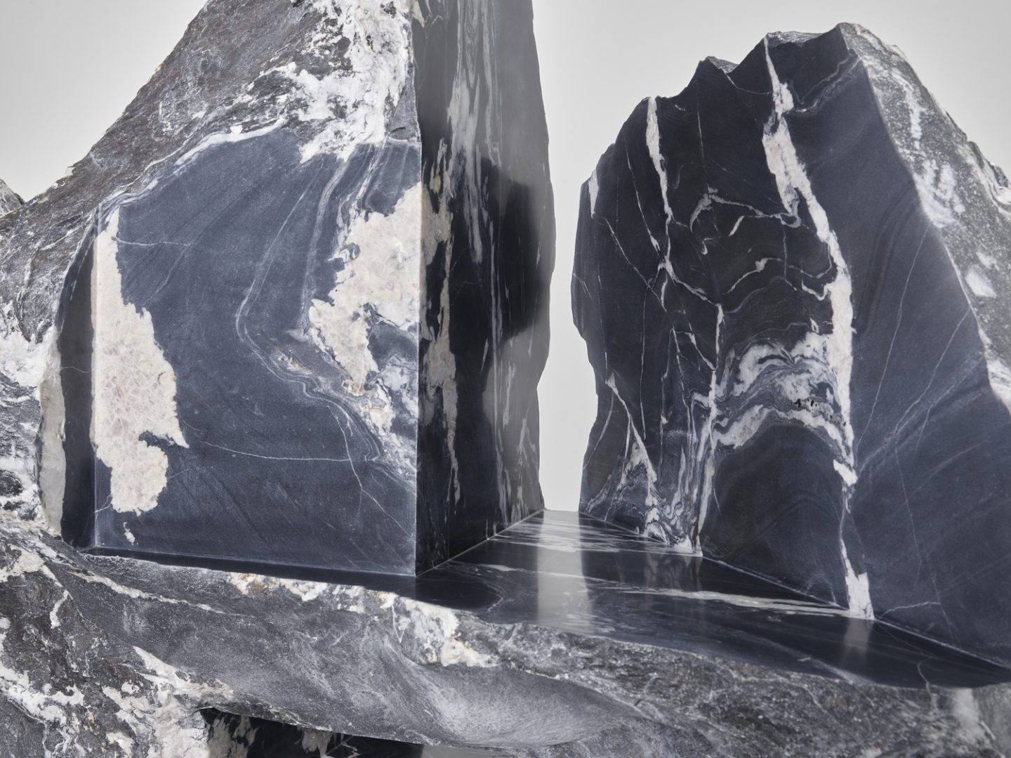 Pedro Reyes’s Totemic Sculptures Shed Light On America’s Pre-Columbian ...