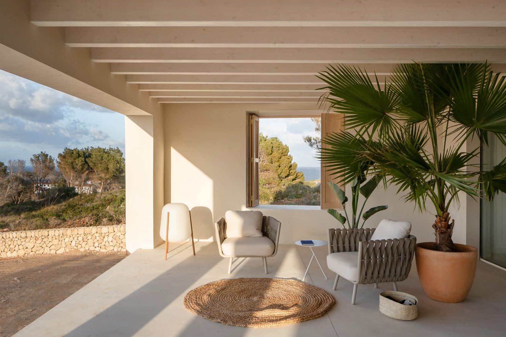 Nomo Studio’s Impressive Menorcan Stone House Prioritizes Sustainable ...