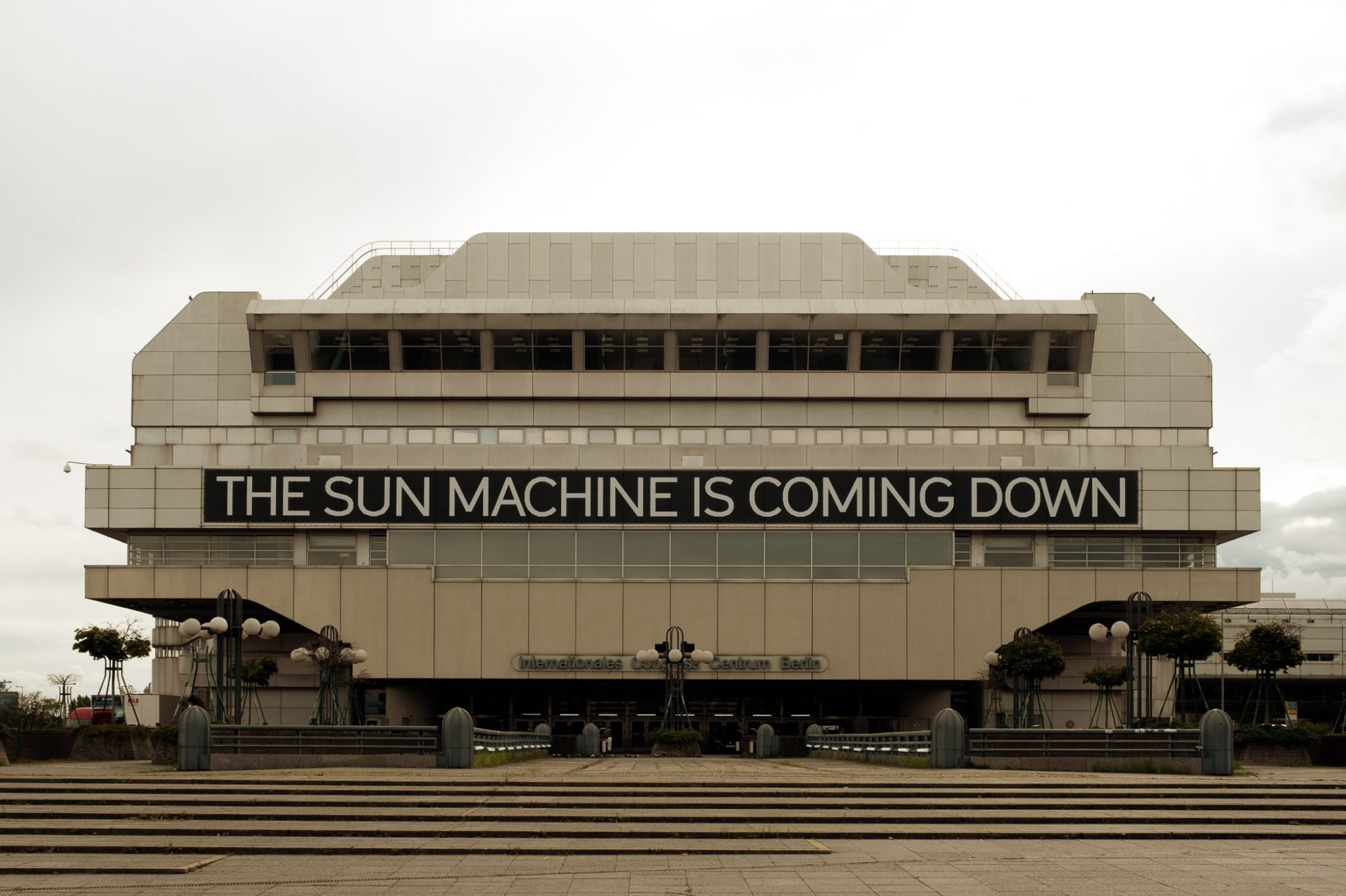 Berliner Festspiele's New Art Exhibition Takes Us Inside The Retro ...