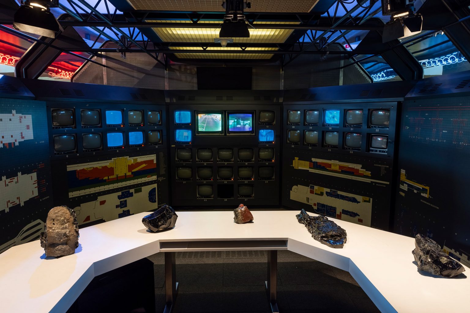 Berliner Festspiele's New Art Exhibition Takes Us Inside The Retro ...