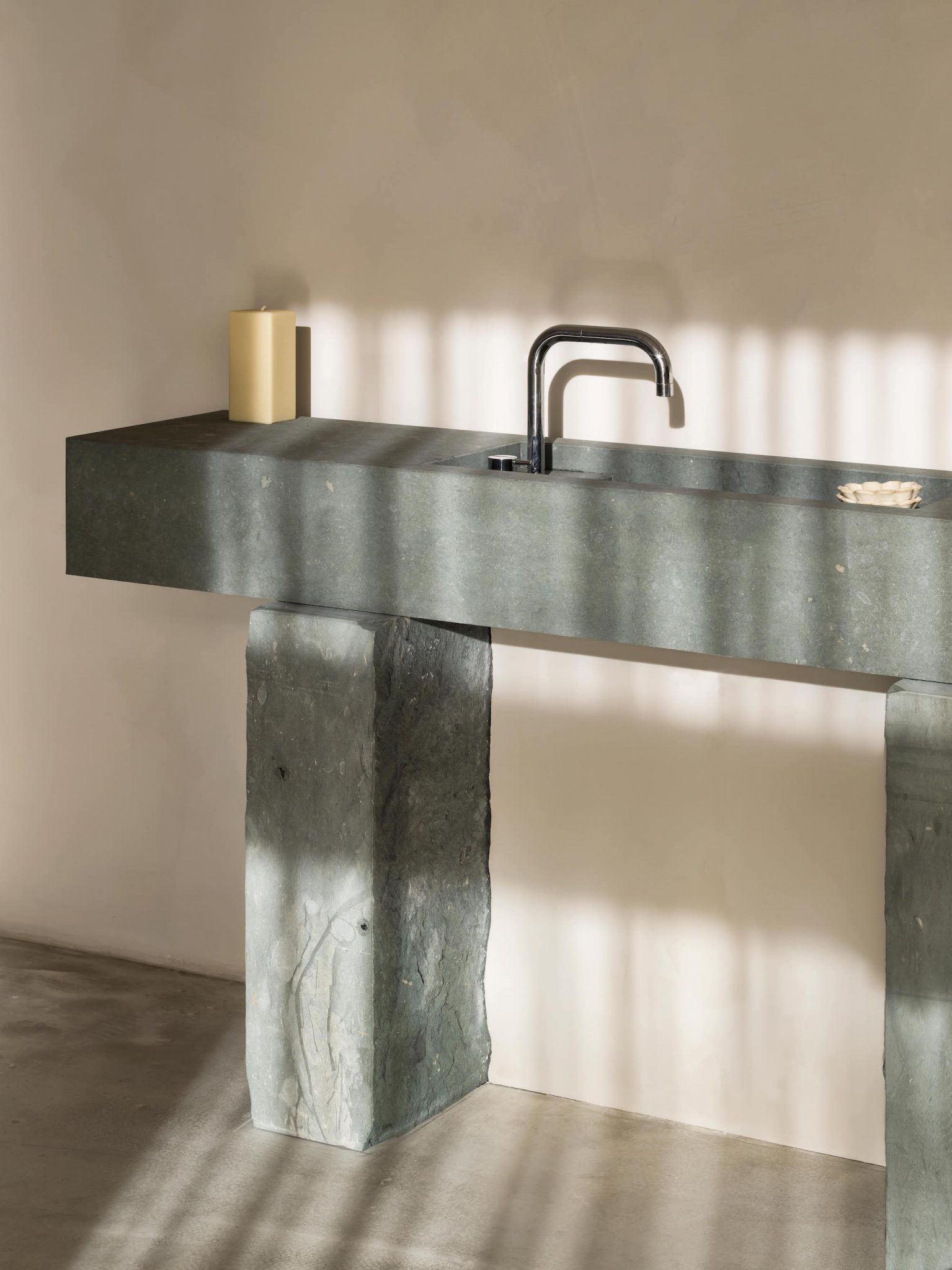 In Berlin, A Sculptural, Monolithic Look For The New Interior Of Lilian ...