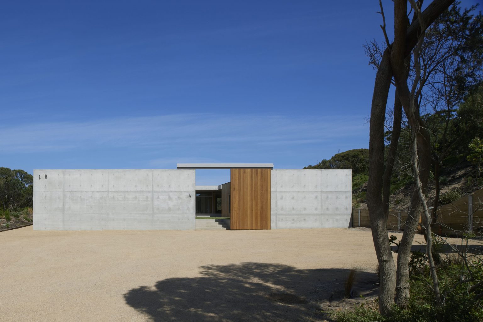 Contrasts And Duality Of Materiality Inform The Design Of House At ...