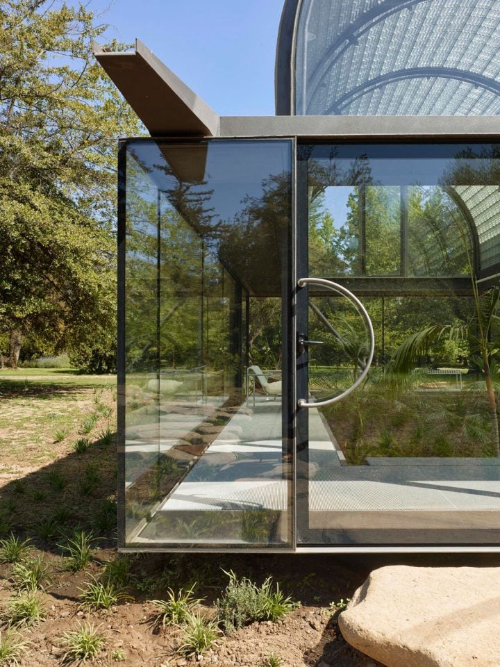 Filled With Steam And Tropical Plants, Max Núñez Arquitectos’s ...