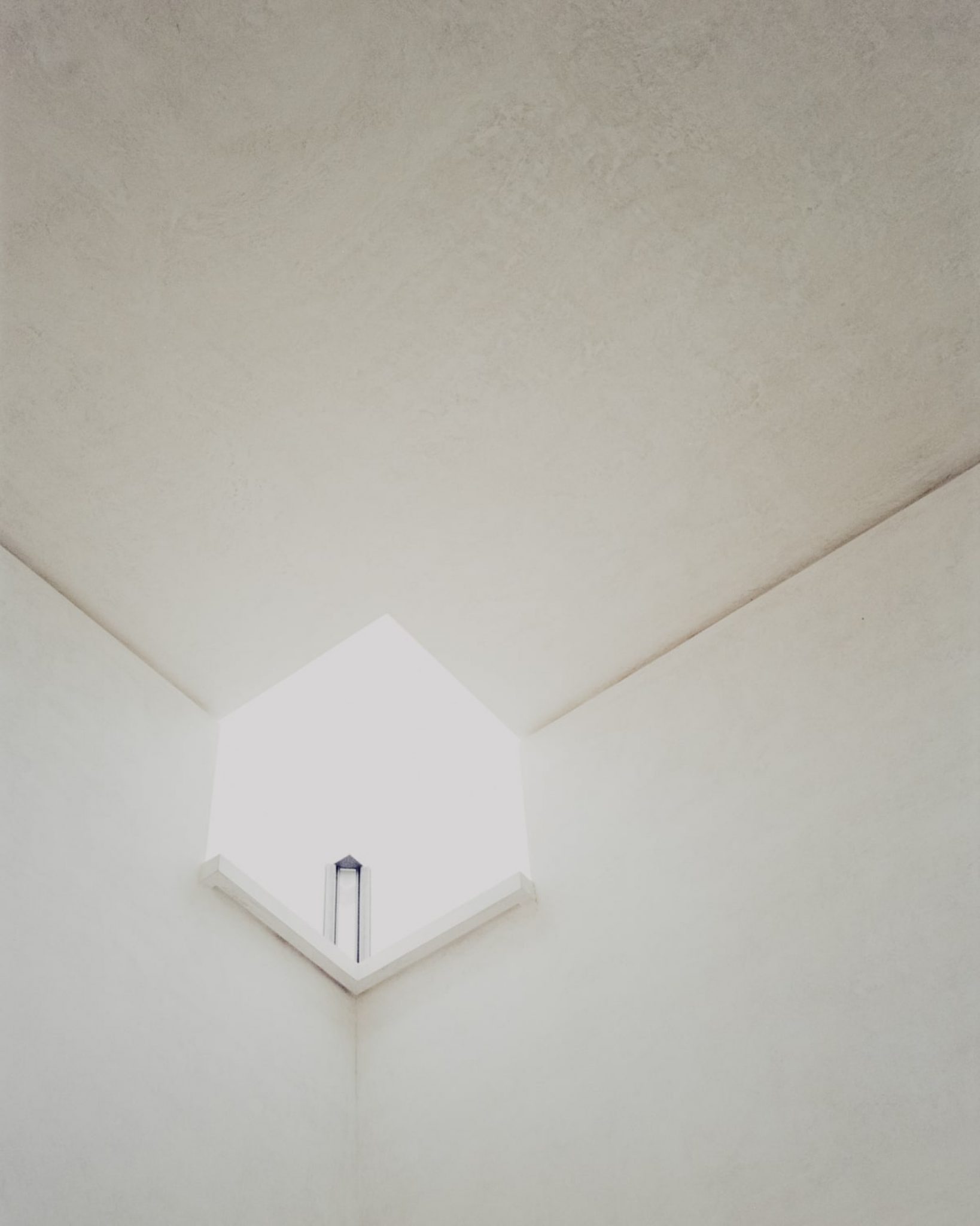 Capturing The Soul Of A Space: 20 Questions With Photographer Simone ...