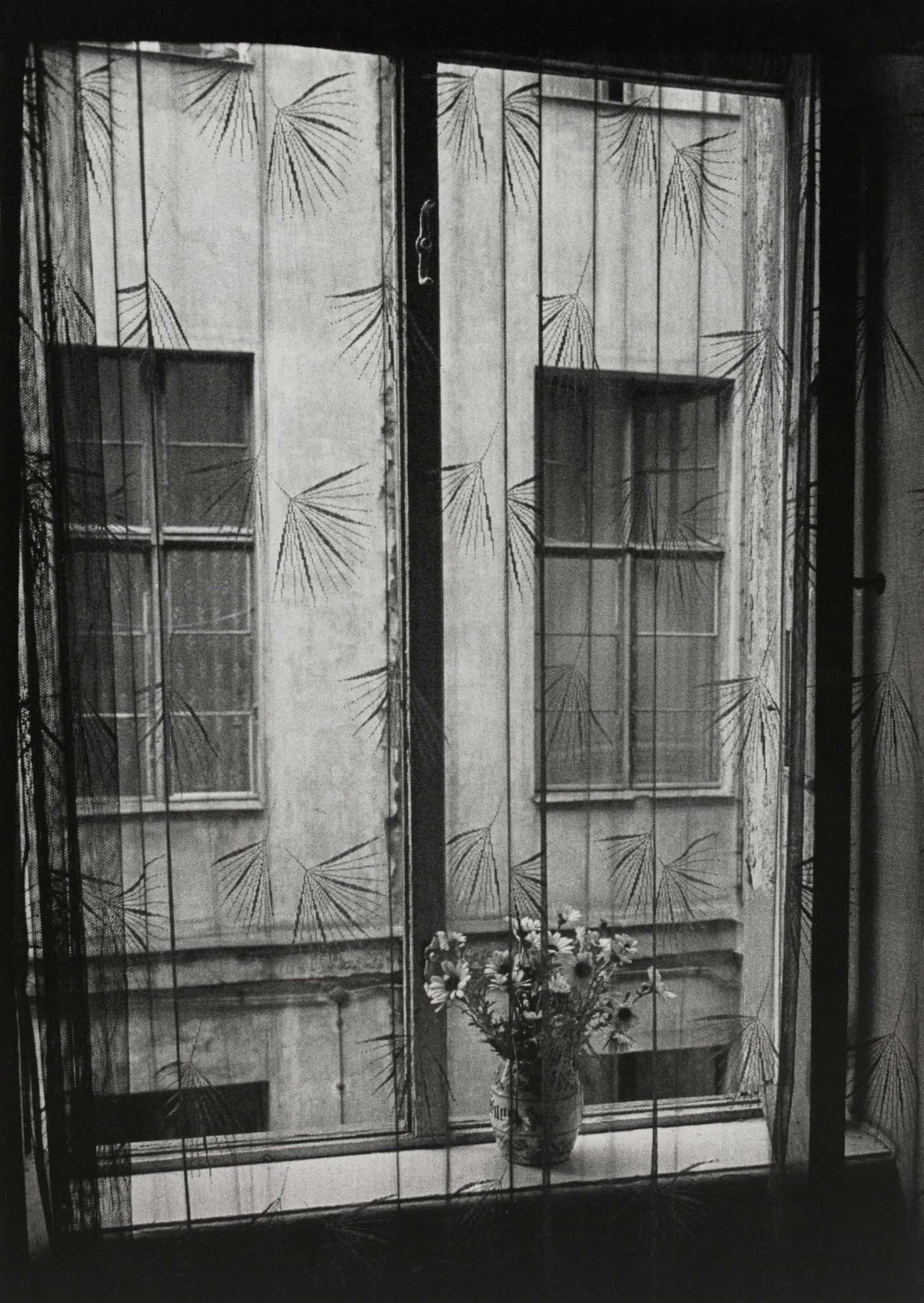 At The Berlinische Galerie, A Glimpse Inside The Visual Universe Of ...