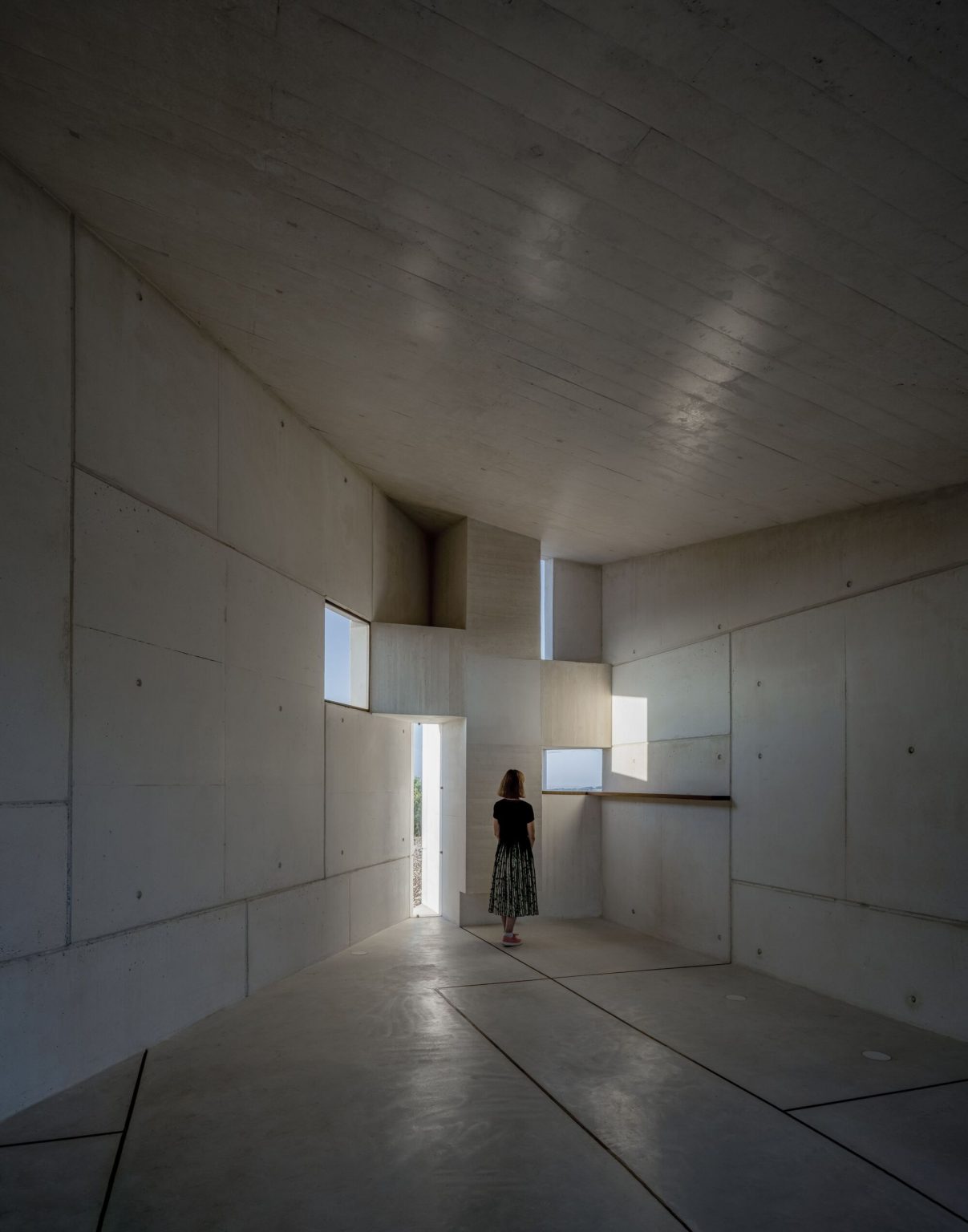 Chapel In Sierra La Villa Stands Out Due To Its Sculptural Presence And ...