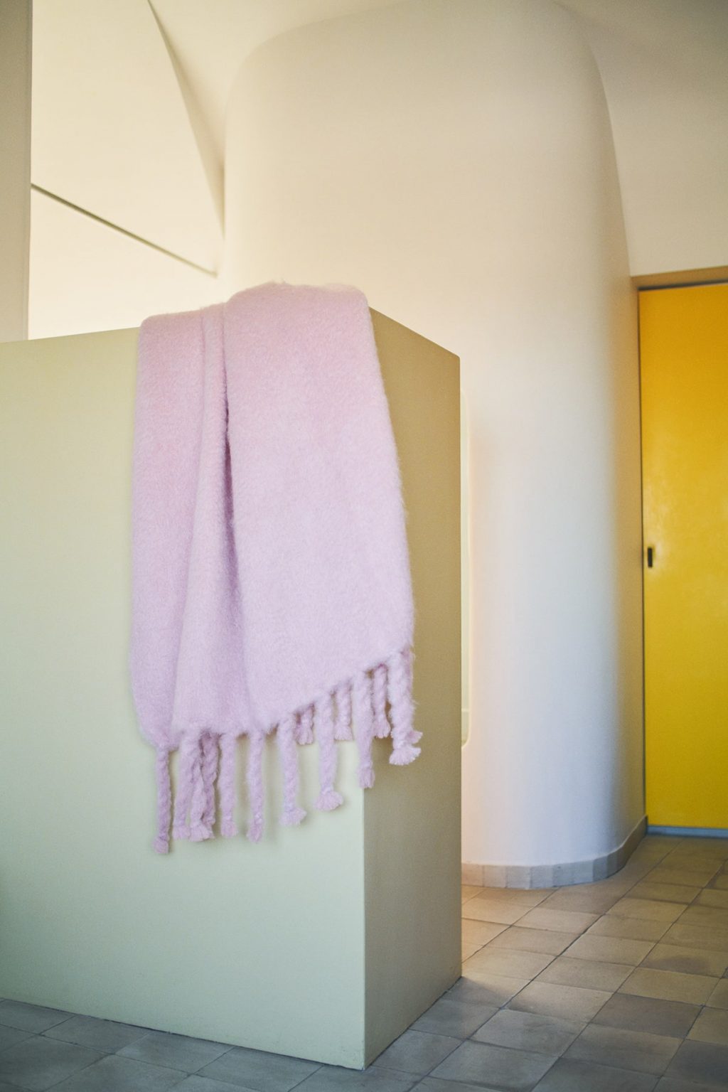 Tekla Honors The Evocative Power Of Color With Le Corbusier-Inspired ...