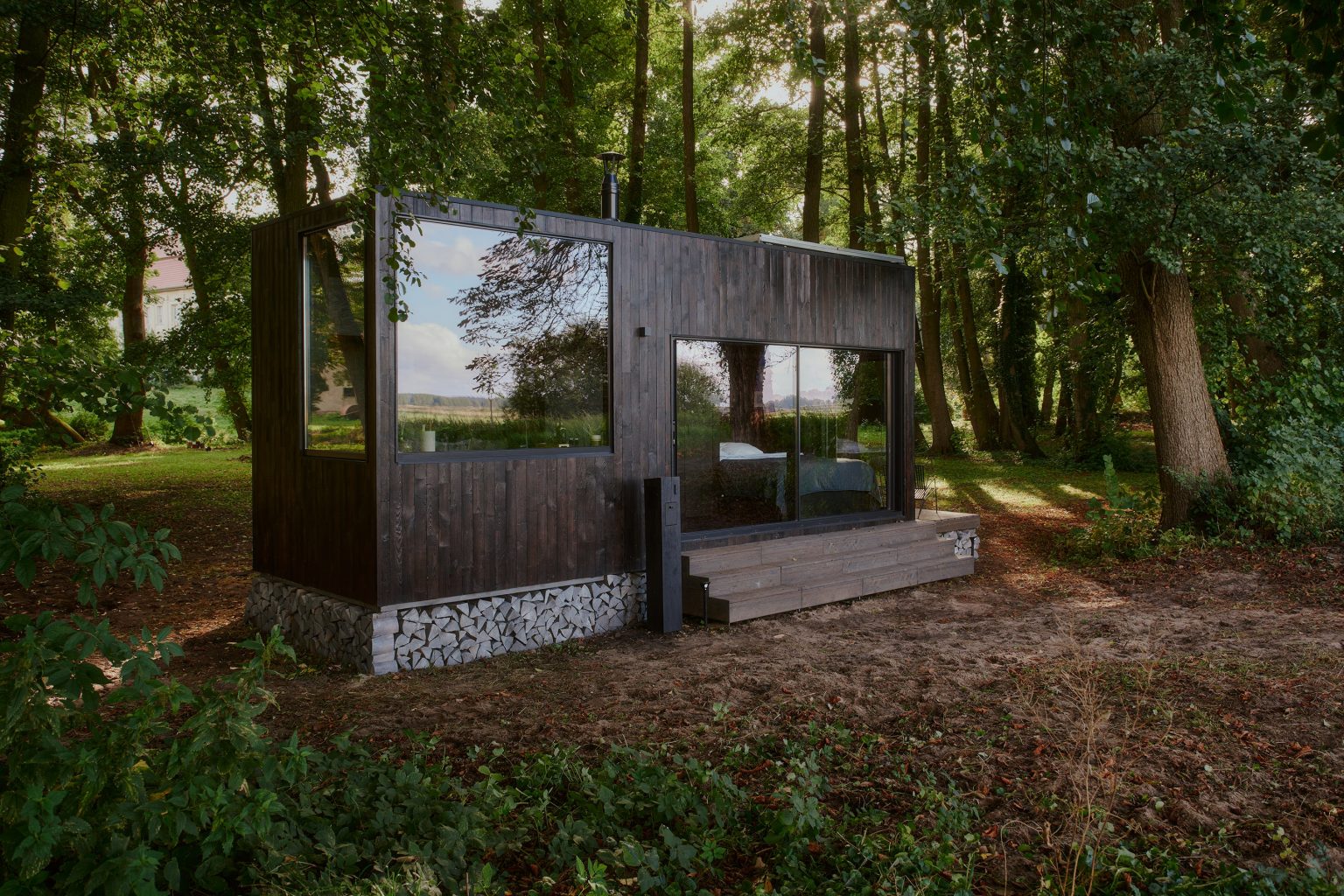 Raus: The Serenity-Inducing Cabins At One With Their Natural ...