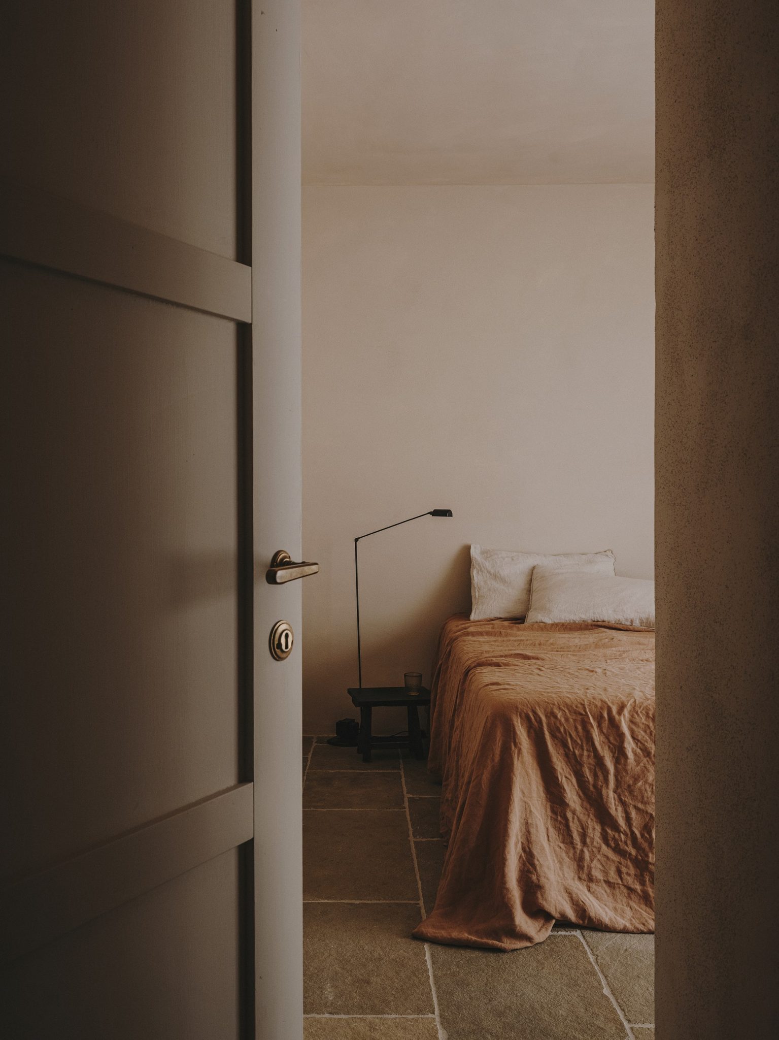 Peace And Serenity Prevail At Studio Andrew Trotter’s Casa Maiora - IGNANT