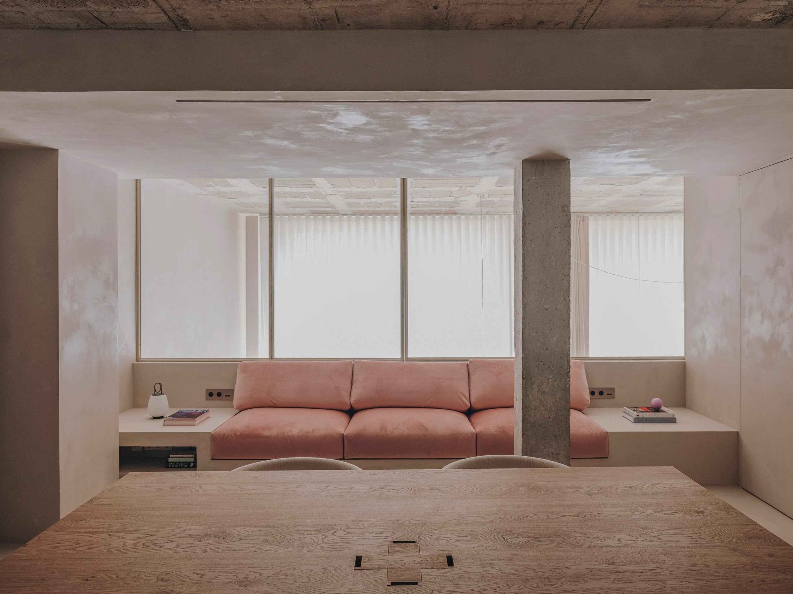 Bright And Dream-like: Andrés Reisinger’s New Studio Designed By Isern ...