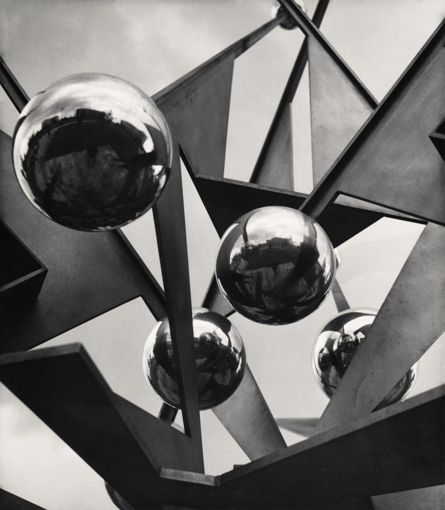 At The Berlinische Galerie, Explore The Experimental Forming Of ...