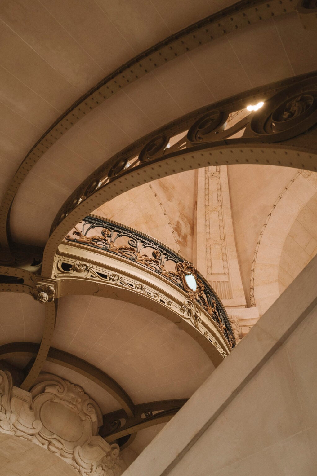 The Saut Hermès 2025: A Spectacle of Airborne Precision at Paris’s ...